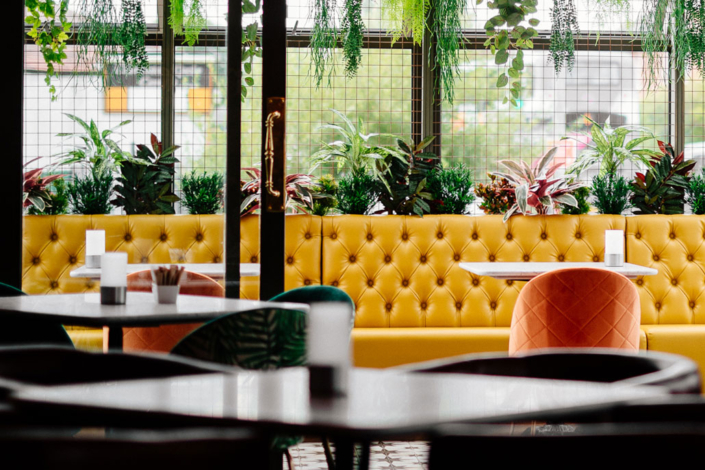 Mr MacGregor's Restaurant Glasgow | Mr MacGregors | Clarkston restaurant